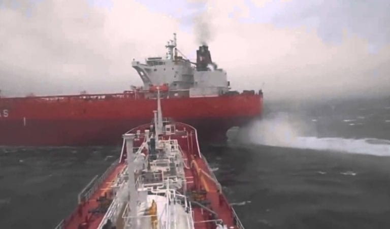 5 Ways To Avoid Ship Collision - Marine And Offshore Insight
